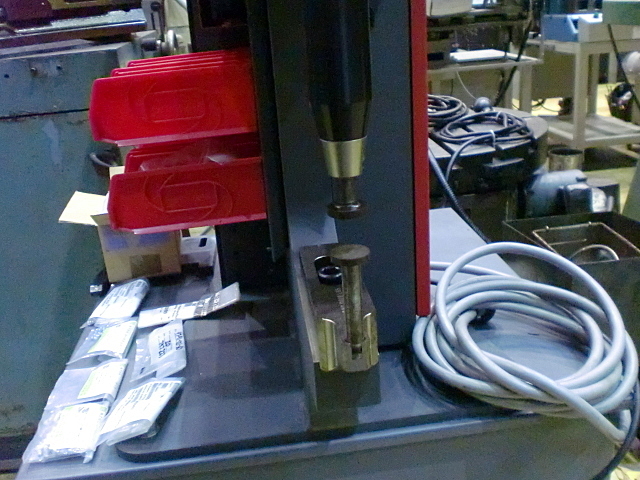 P001608 カシメ機 Haeger 412 | 株式会社 小林機械