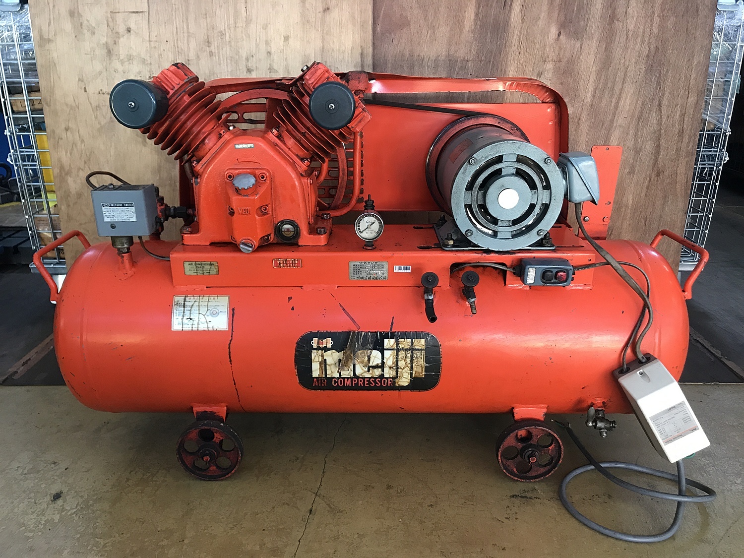 C121626 レシプロコンプレッサー 明治機械製作所 GH-3 | 株式会社 小林機械