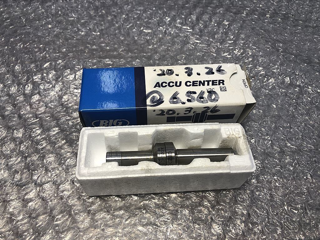 C134234 アキューセンター BIG ACCU-C10 | 株式会社 小林機械