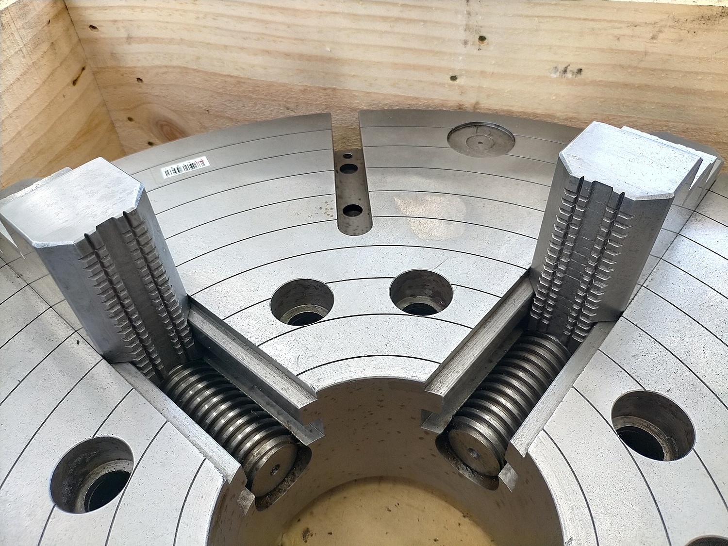 C147292 インデペンデントチャック Victor MI-A11-24 | 株式会社 小林機械