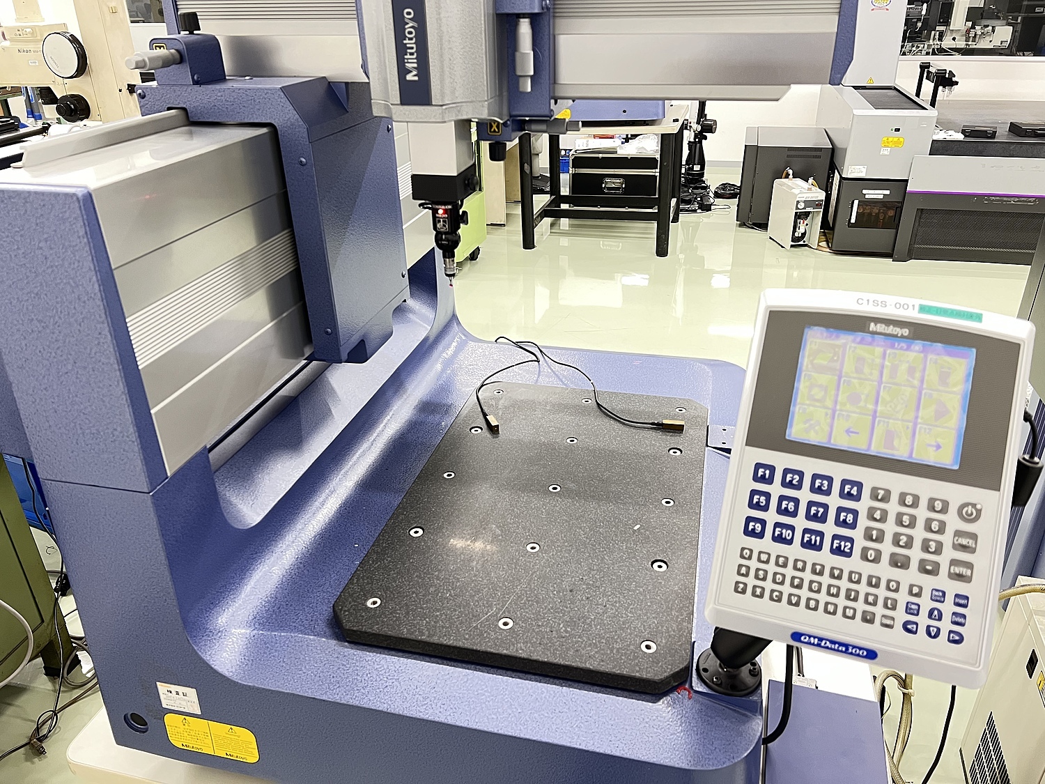 C153602 三次元測定機 ミツトヨ QM-M353 | 株式会社 小林機械