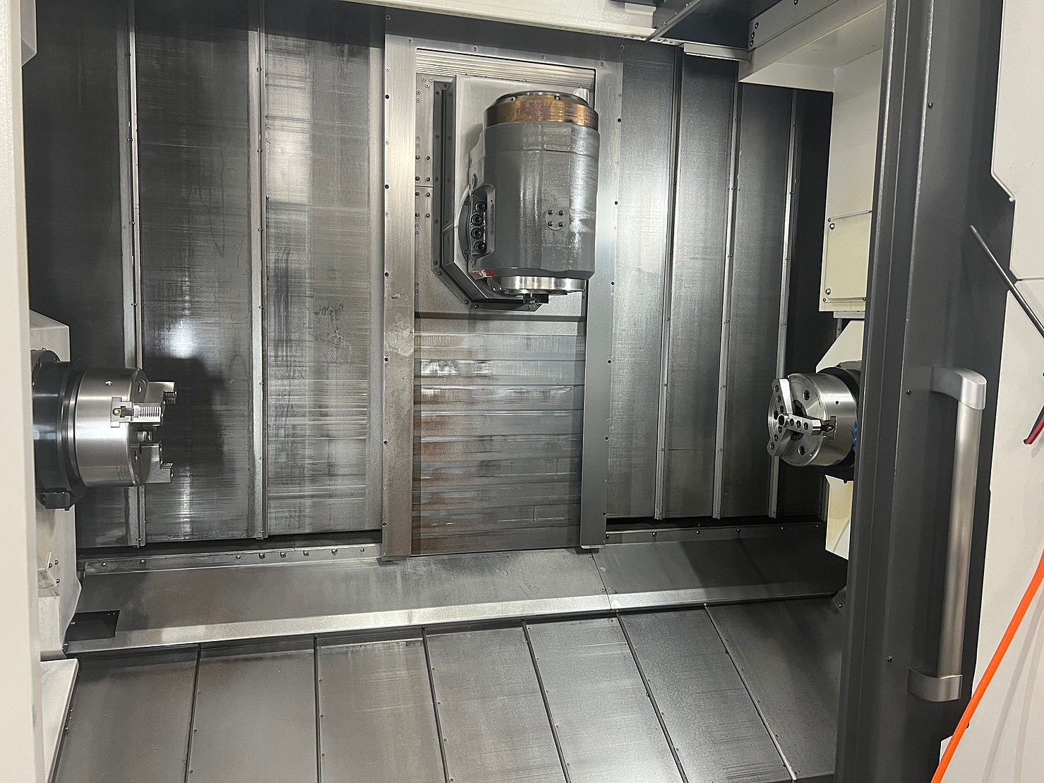 G005089 複合NC旋盤 滝沢 TMX-4000ST | 株式会社 小林機械