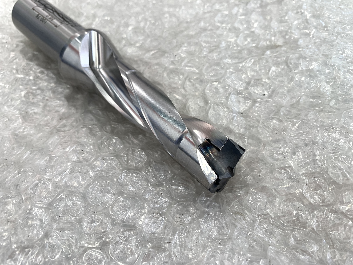 C160871 スローアウェイドリル イスカル DCM220-066-25A-3D | 株式会社 小林機械